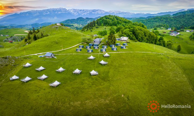 Ursa Mica Glamping Resort 1*, Cazare Fundata, Sezon primăvara 2024